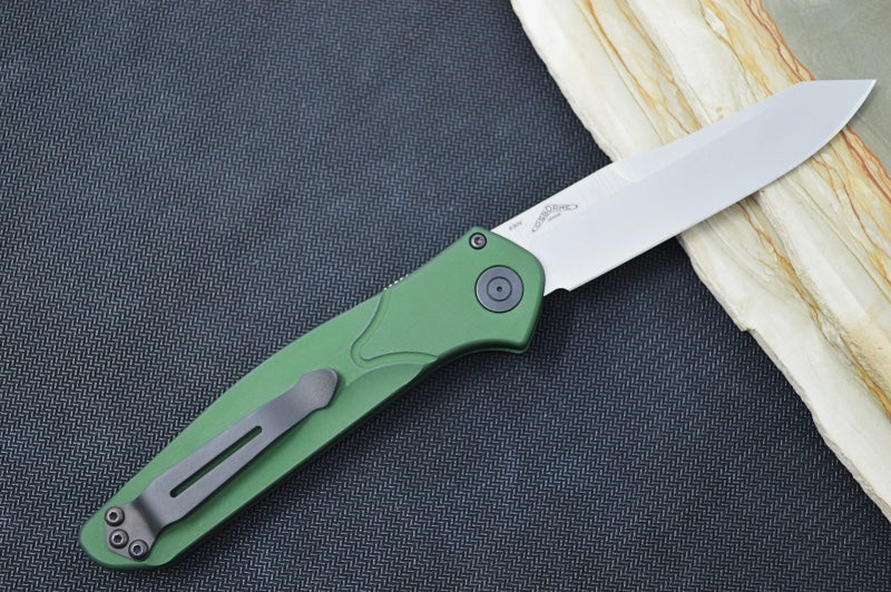 Benchmade 9400 Osborne Auto - Satin Blade / Green Handle | Northwest Knives